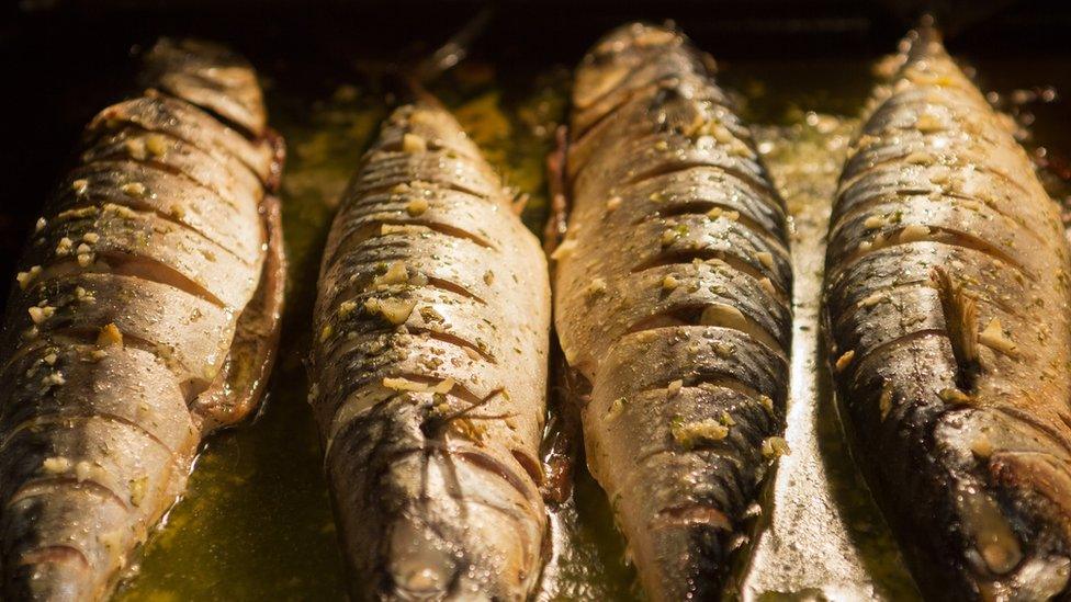 A snapshot of Scotland's eating habits - BBC News