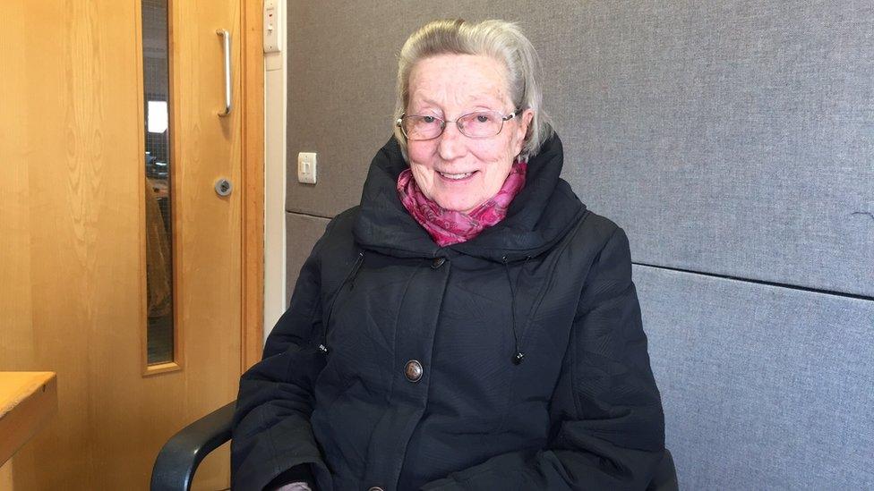 Nun who works with homeless calls for greater government support - BBC News