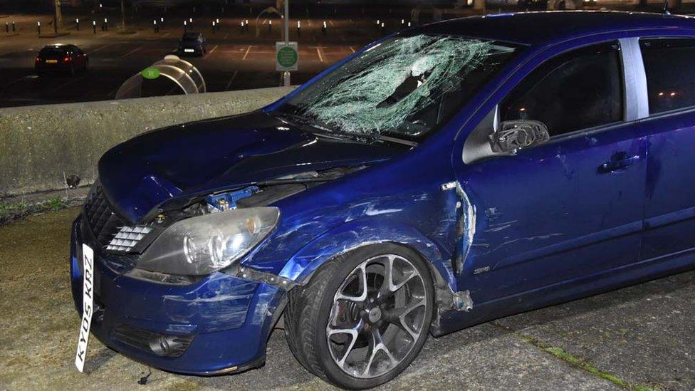 Brighton hit and run driver Gavin Dawes jailed - BBC News