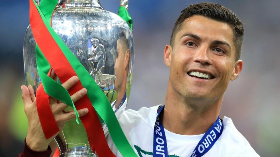 Euro 2016: Cristiano Ronaldo becomes true great with Portugal win - BBC ...