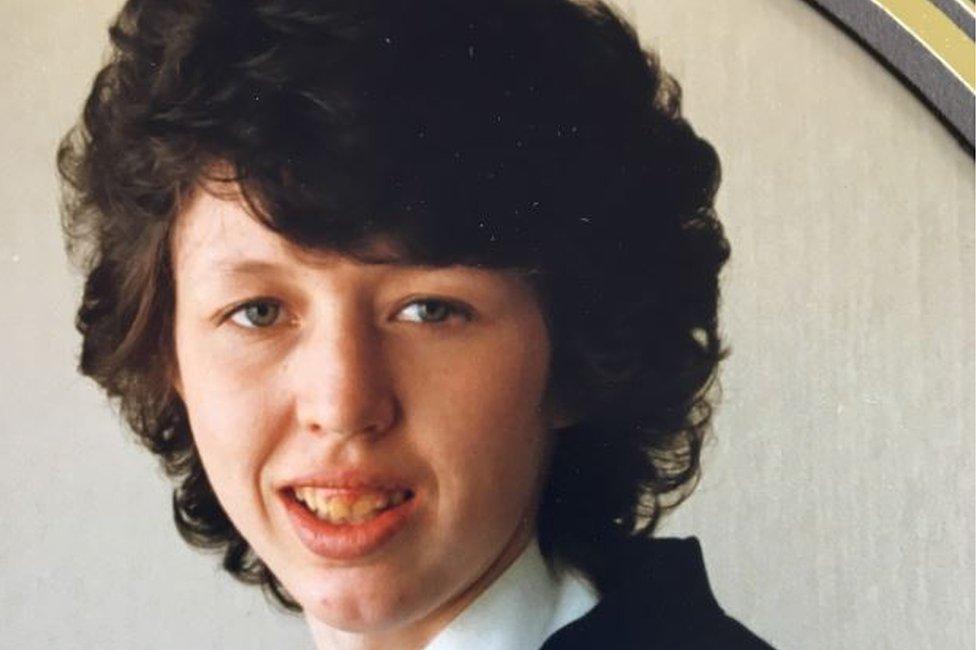 Susan Howells murder: Killer Dale Tarbox jailed - BBC News