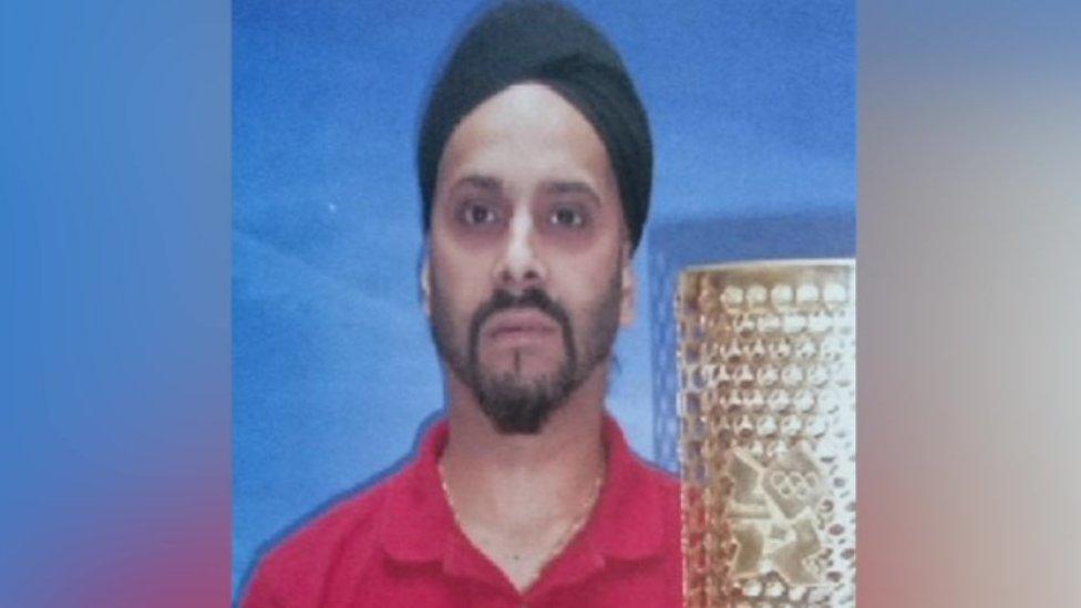 Missing Inderjit Bhogal: Police find a body in canal - BBC News