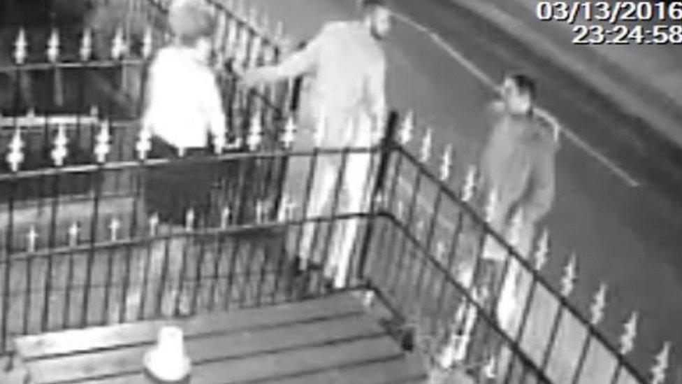 Robyn Mercer murder: Police 'committed' to solving case - BBC News