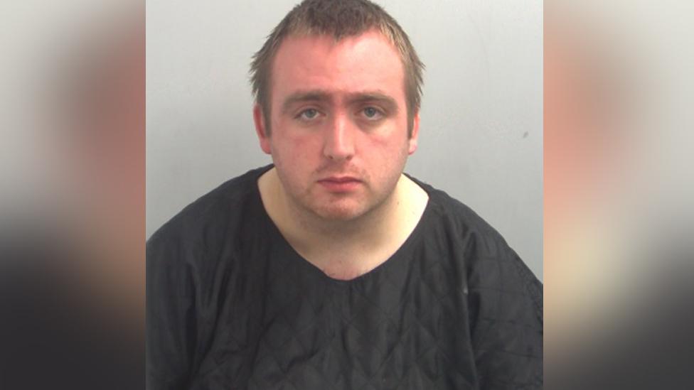 'Frenzied' killer jailed for Chelmsford murder - BBC News
