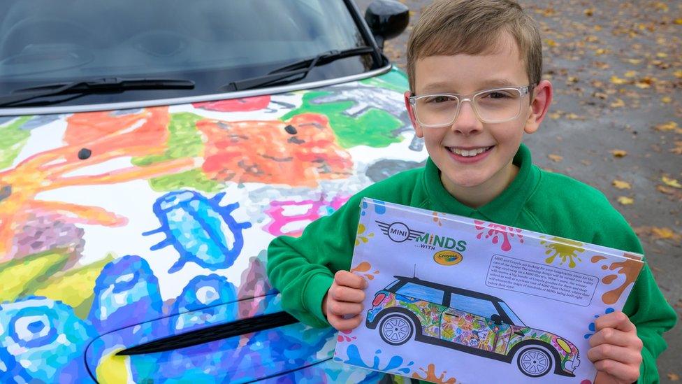 Didcot boy wins Mini competition for car of the future design - BBC News