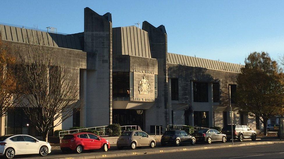 Violinist Bethan Doci jailed for £350,000 cancer fraud - BBC News