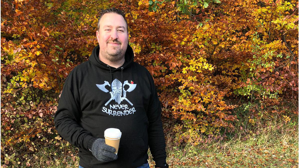 Little Somborne death: Man took own life after hiding son from fiancee - BBC News