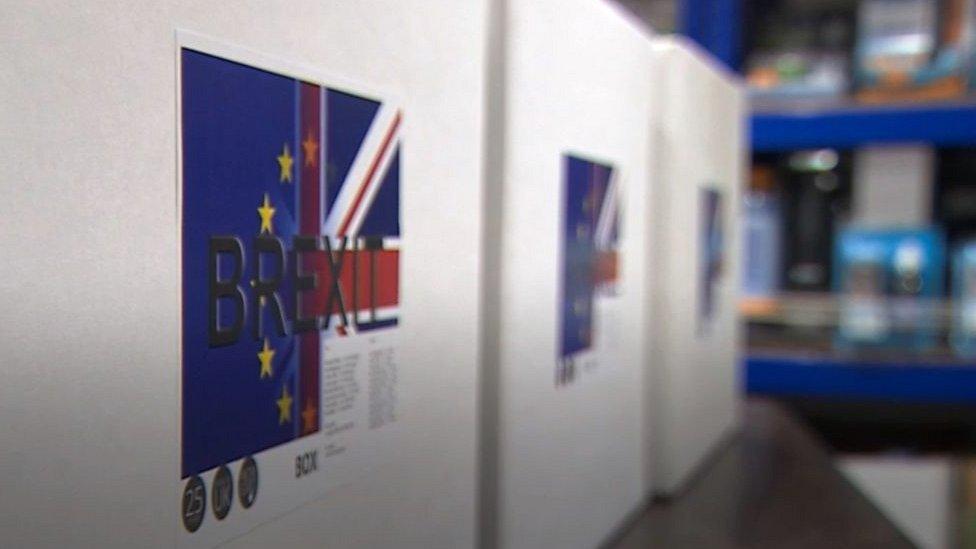 Beaminster school buys extra freezer amid Brexit food fears - BBC News