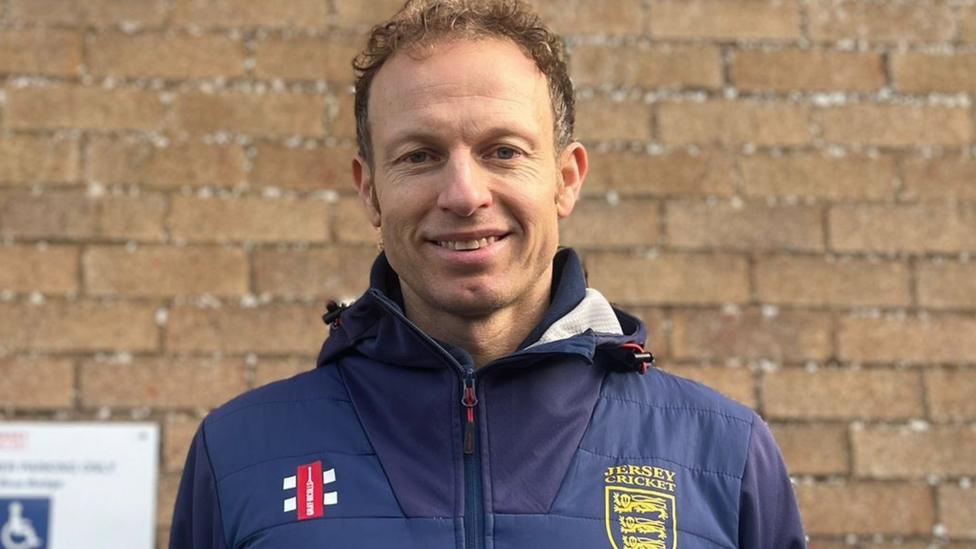 Jersey name 13-man squad for Spain T20 internationals in April - BBC Sport
