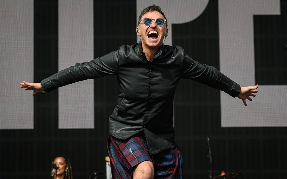 Marti Pellow at 60: 'A real job would kill me' - BBC News