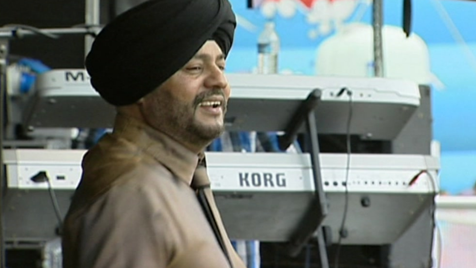 Balwinder Safri: 'Miracle' as Birmingham bhangra star recovers after ...