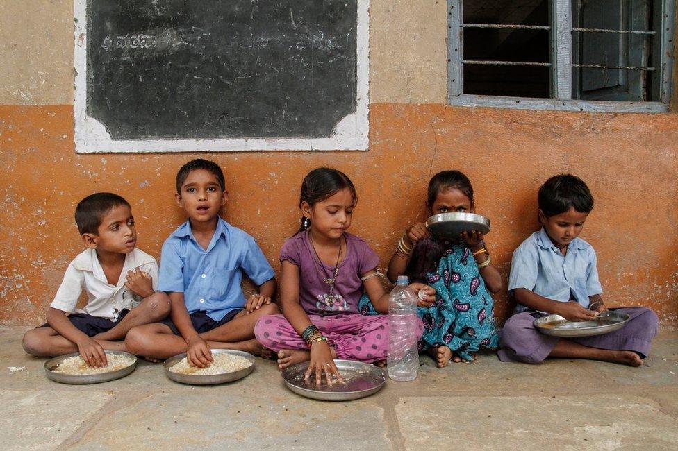 In pictures: India's stunted children - BBC News