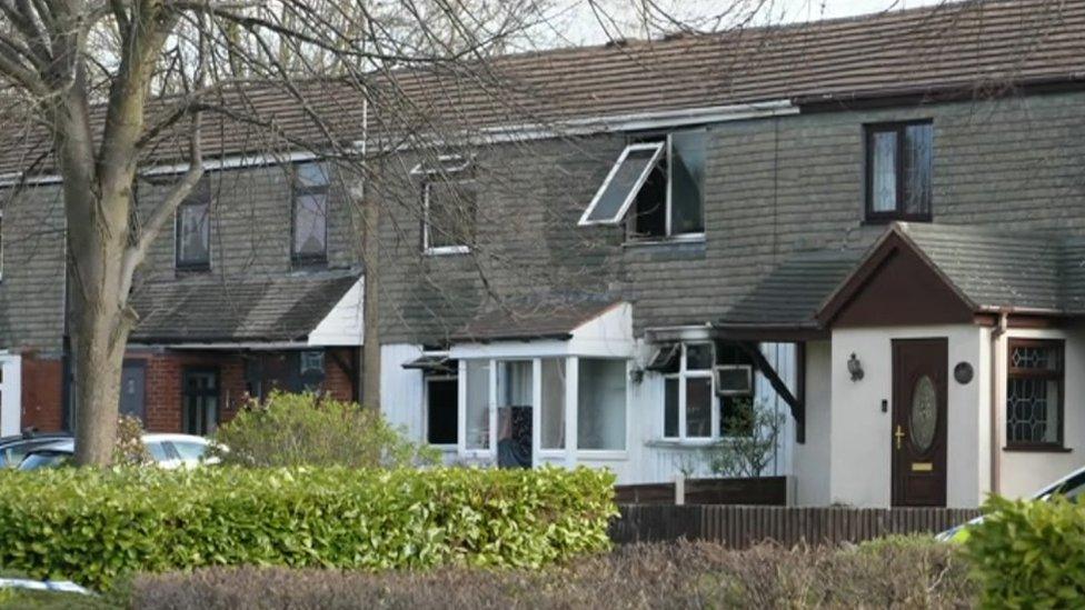Man and woman die following Bloxwich house fire - BBC News