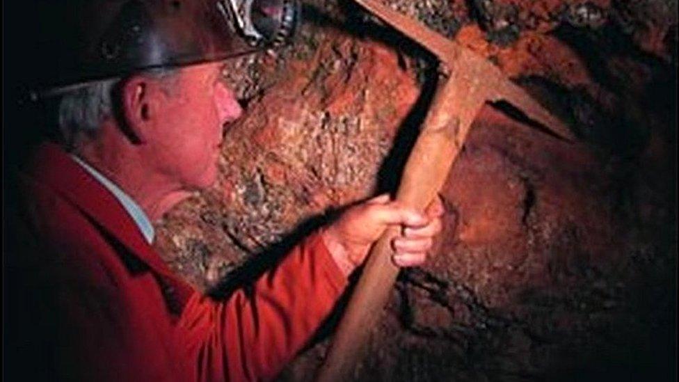 Ochre mining project in Gloucestershire threatened by funding delays ...