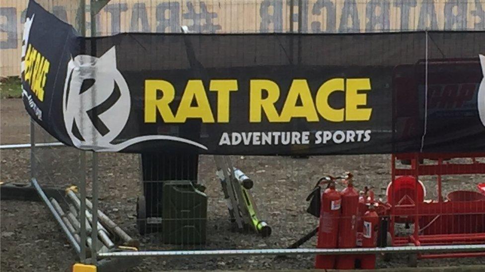 Morpeth nurse dies after Mighty Deerstalker race - BBC News