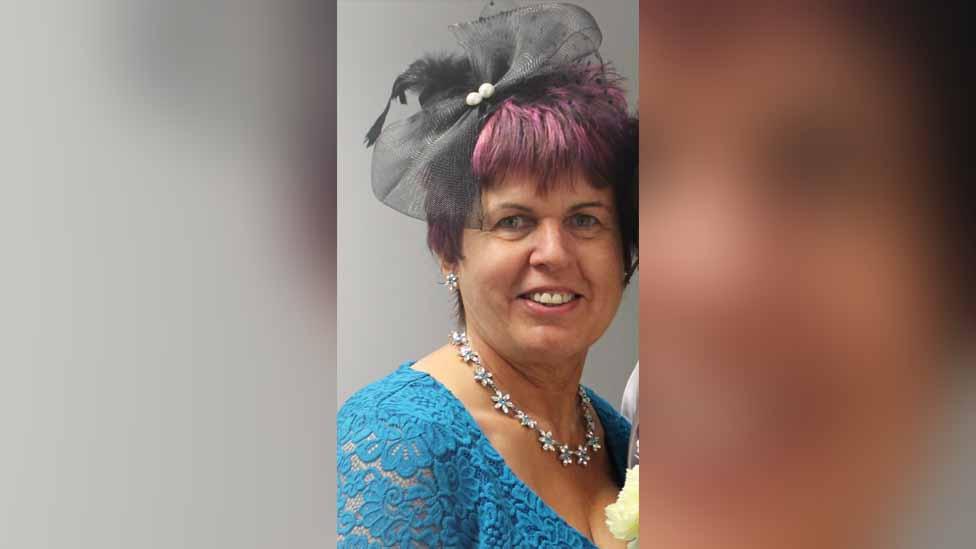 Woman 'pushed down stairs in row over money', murder trial told - BBC News