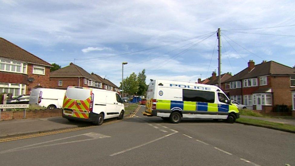 Murder arrest after man stabbed to death in Great Barr - BBC News