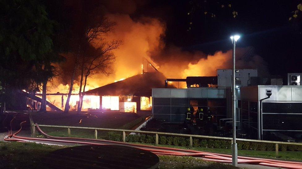 Fleet M3 service station fire engulfs restaurant building - BBC News