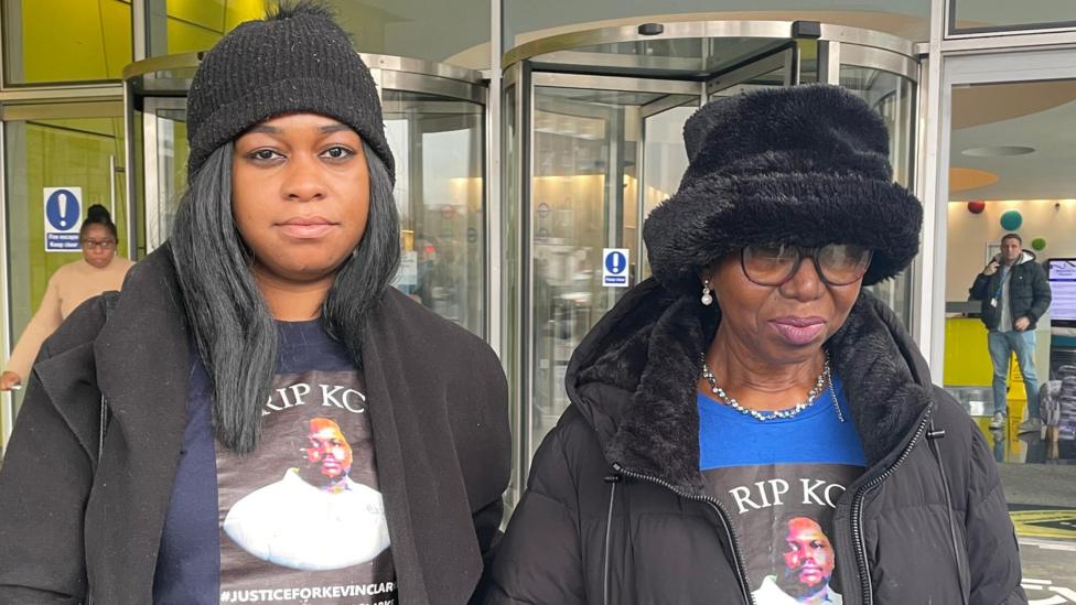 Met officers cleared of ignoring Kevin Clarke's 'I can't breathe' - BBC ...