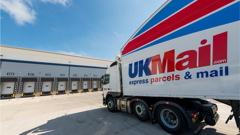 UK Mail profits hit by HQ move - BBC News