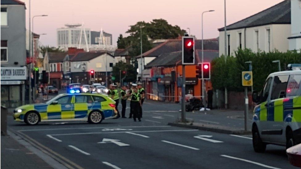 Cardiff quad biker, 34, dies in Canton crash - BBC News