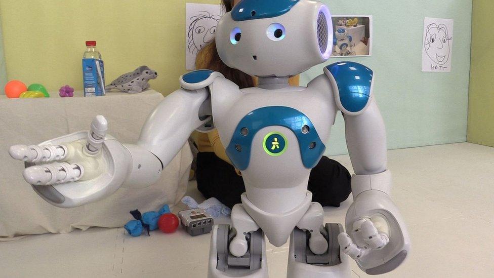 Robot with diabetes developed in Hertfordshire - BBC News