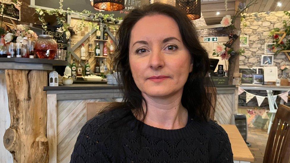 Wellington cafe scared as bills set to double next month - BBC News