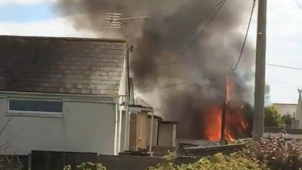 Jaywick bungalow 'completely gutted' in fire - BBC News