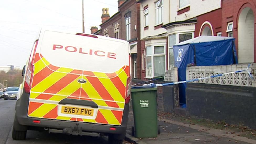Murder charge over man found injured in Smethwick - BBC News