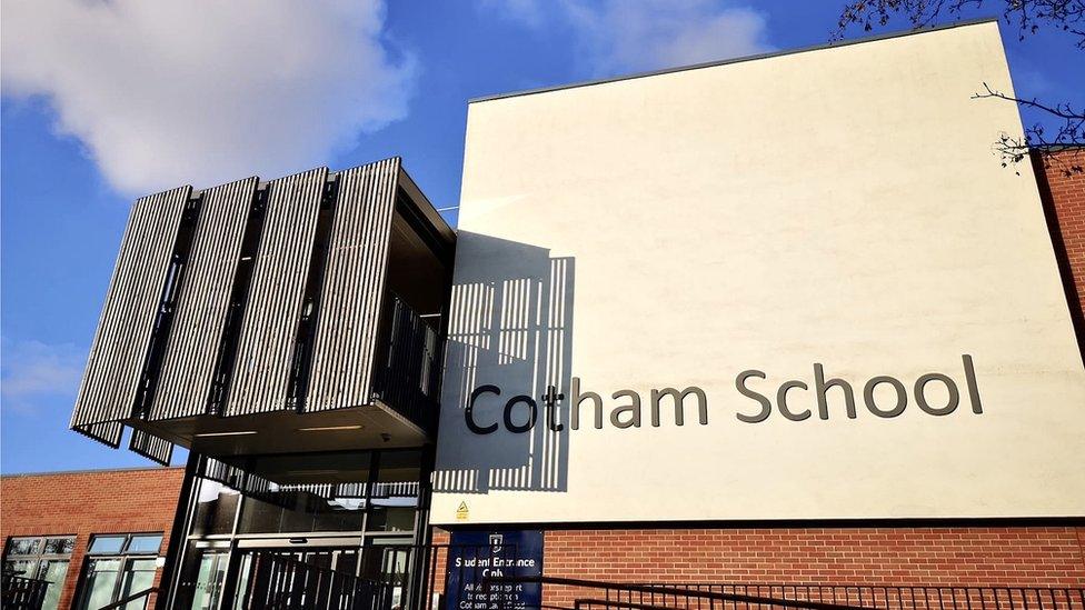 Bristol Cotham School takeaway row patrols end - BBC News