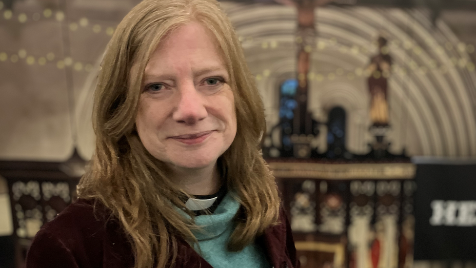 Columbia Road carols cancelled after Tiktok videos draw huge crowds ...