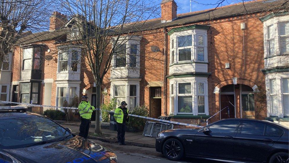 Leicester: Murder and kidnap charges after body found - BBC News