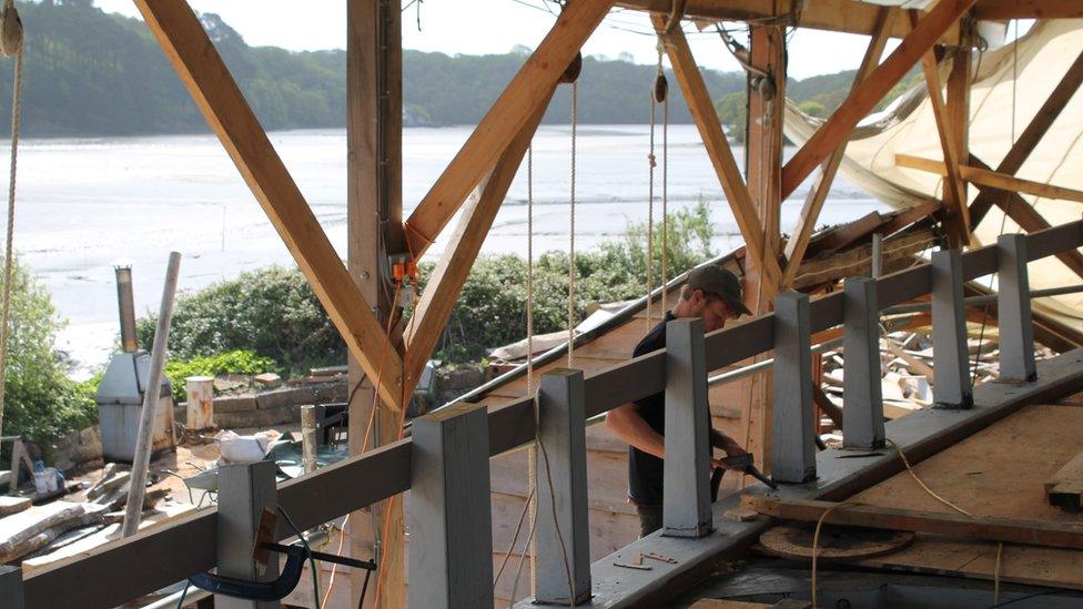 Largest wooden sailing ship being built in Truro - BBC News