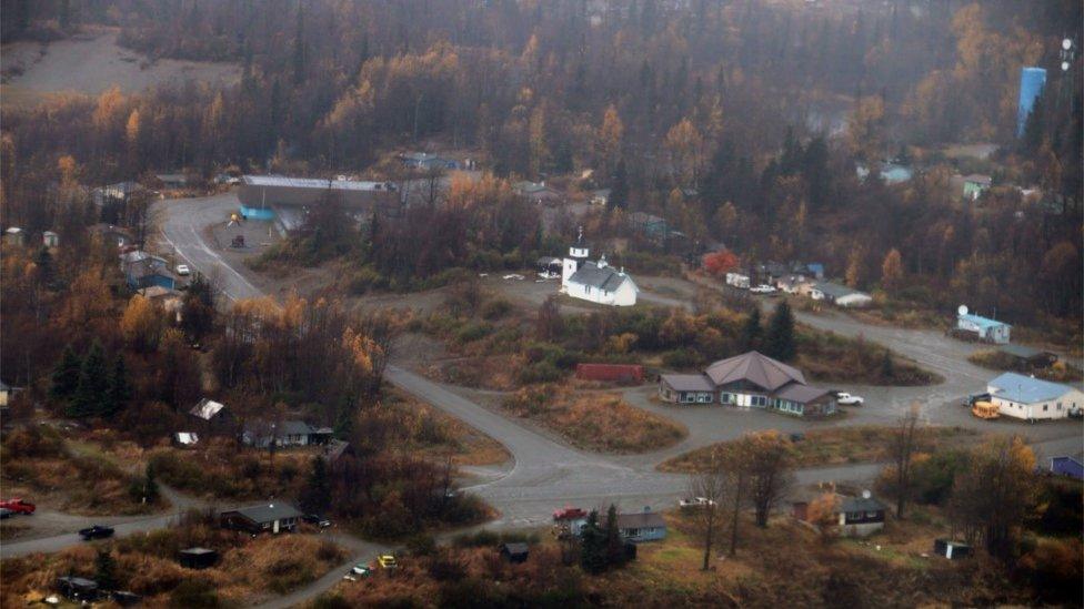The Alaska fishing village taking on 'Godzilla' - BBC News