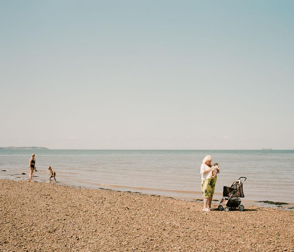Beaches and landscapes of an English summer - BBC News