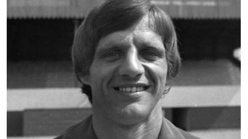 Tributes for Lincoln City 'legend' Percy Freeman - BBC News