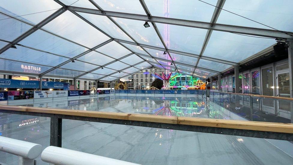 Leeds and York outdoor ice rinks melt in warmer temperatures - BBC News