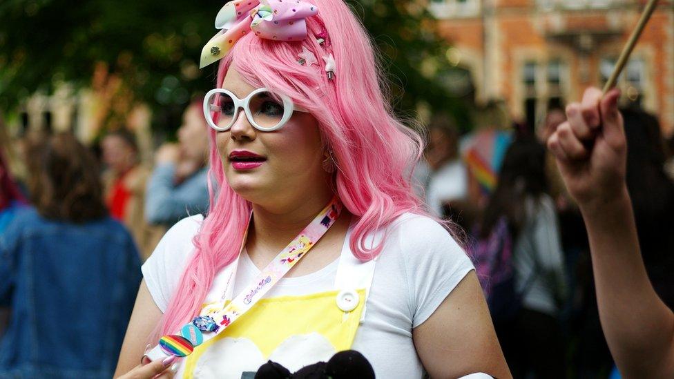 York Pride 2018 parade 'could be biggest ever' - BBC News
