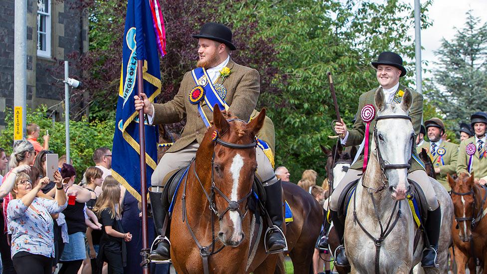 In pictures: Lauder Common Riding - BBC News