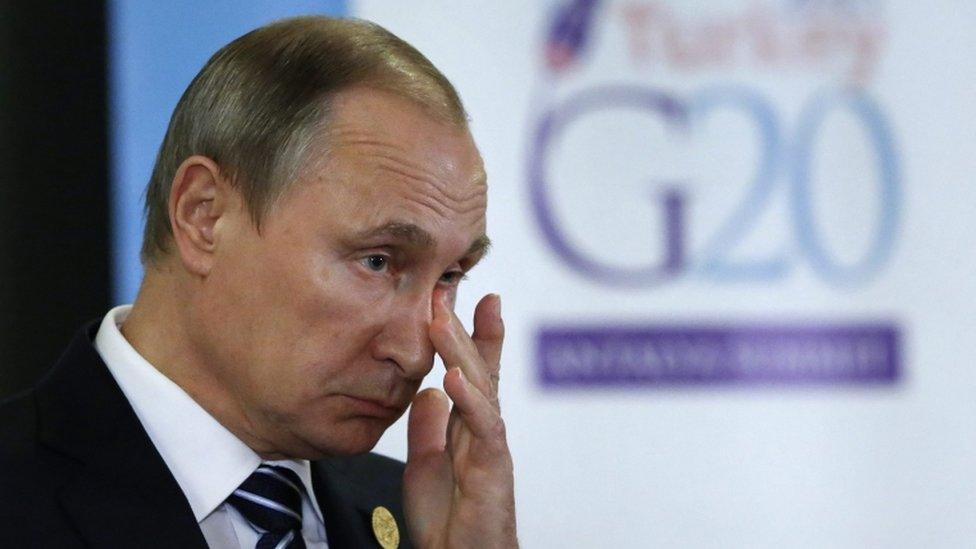 G20 makes fragile progress in the face of atrocity - BBC News