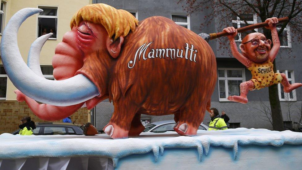 In pictures: German carnival mocks Trump and Brexit - BBC News