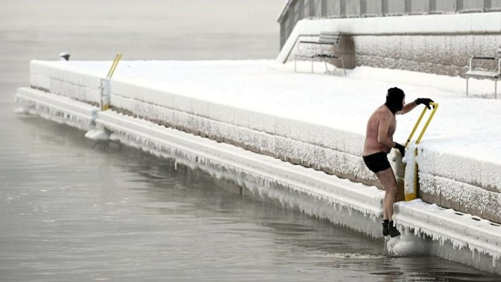 Storm Johannes: Three killed in Sweden as major storm sweeps Nordic ...