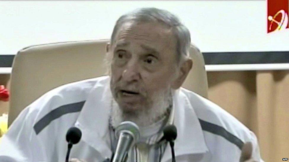 Cuba's Fidel Castro in rare appearance at cheese meeting - BBC News