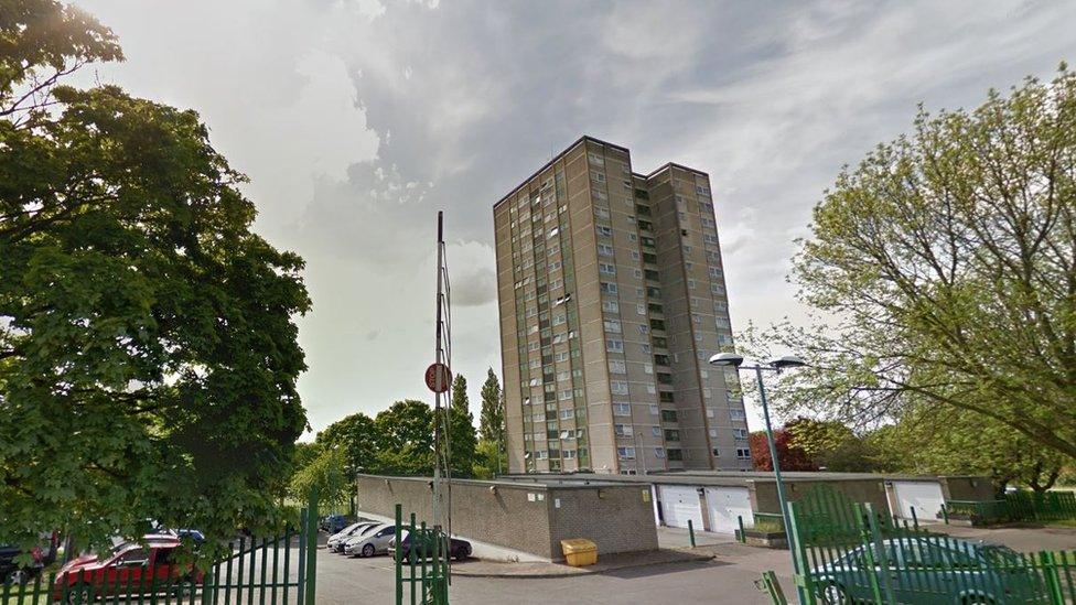 Murder charge over body found in Stevenage flat - BBC News