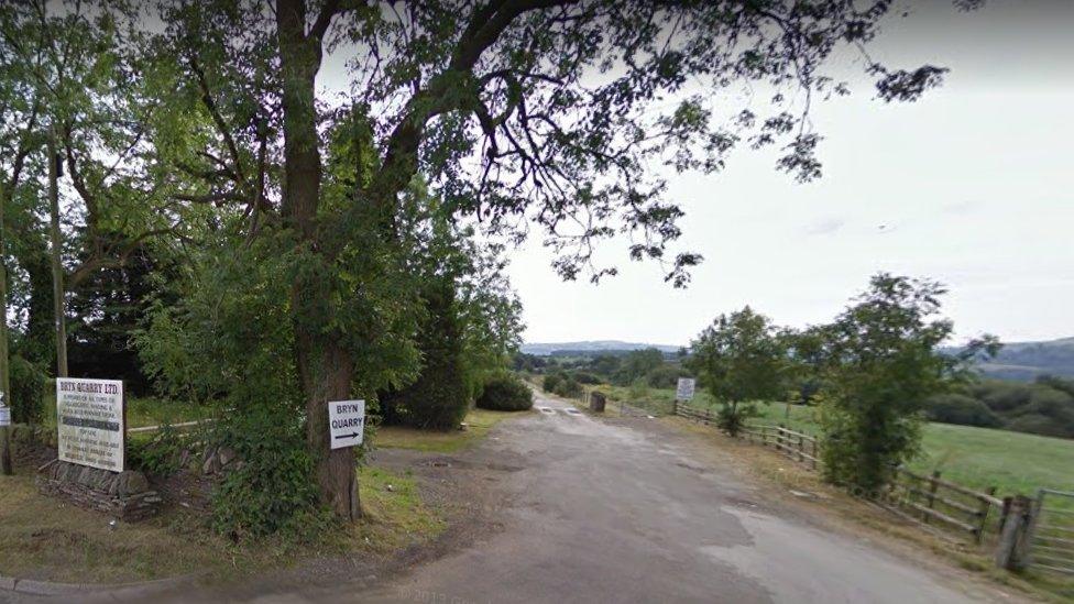Gelligaer residents angry over Bryn compost site smell - BBC News