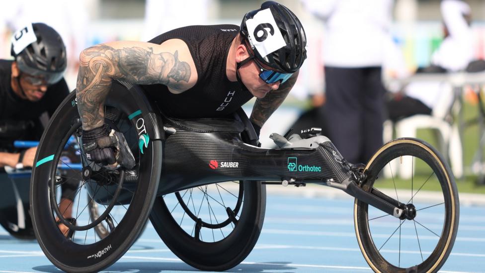 Paris 2024 Paralympics: David Weir hails move to Sussex - BBC News