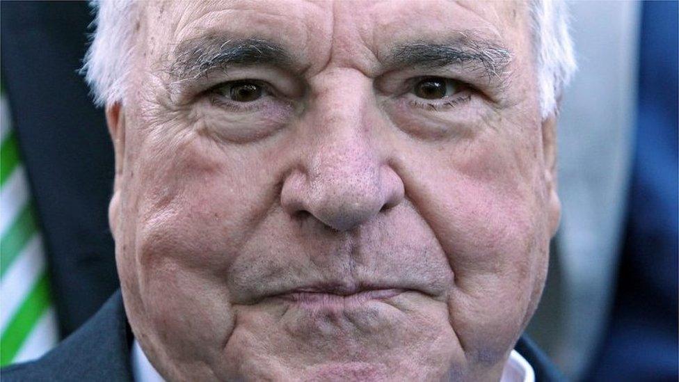 Toxic family feud as Germany mourns unifier Kohl - BBC News