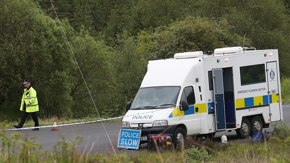 Emma Faulds murder: Ross Willox jailed for at least 20 years - BBC News