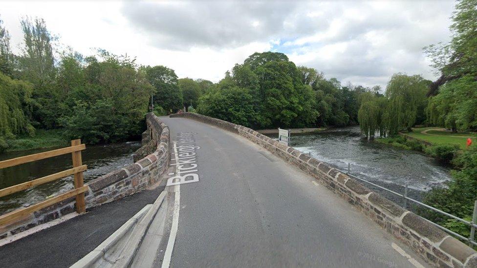 Bickleigh Bridge to close for vehicle crash repair work - BBC News
