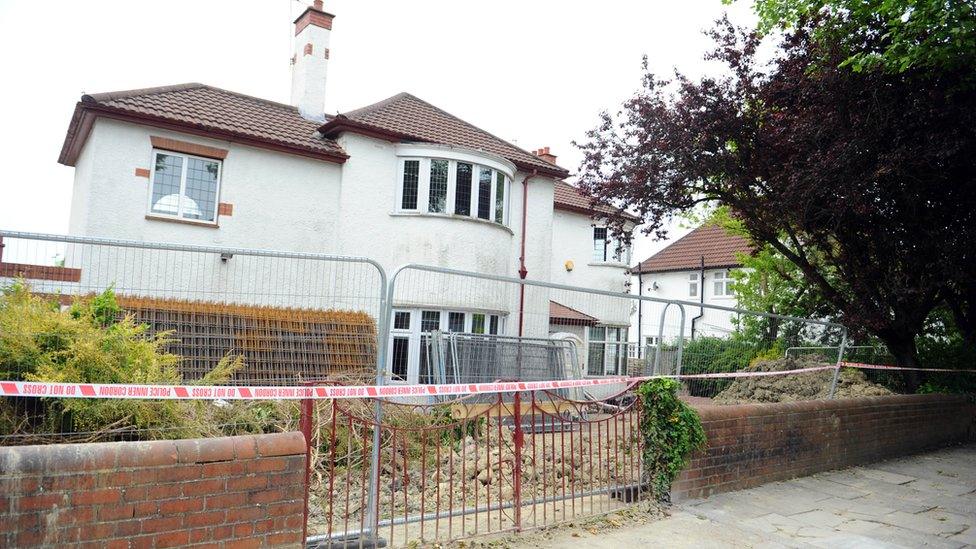 Penarth house collapses during basement extension - BBC News